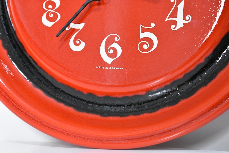 Vintage Ceramic Plate Wall Clock in Red and Black Glaze / - Etsy UK