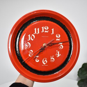Vintage Ceramic Plate Wall Clock in Red and Black Glaze / - Etsy UK
