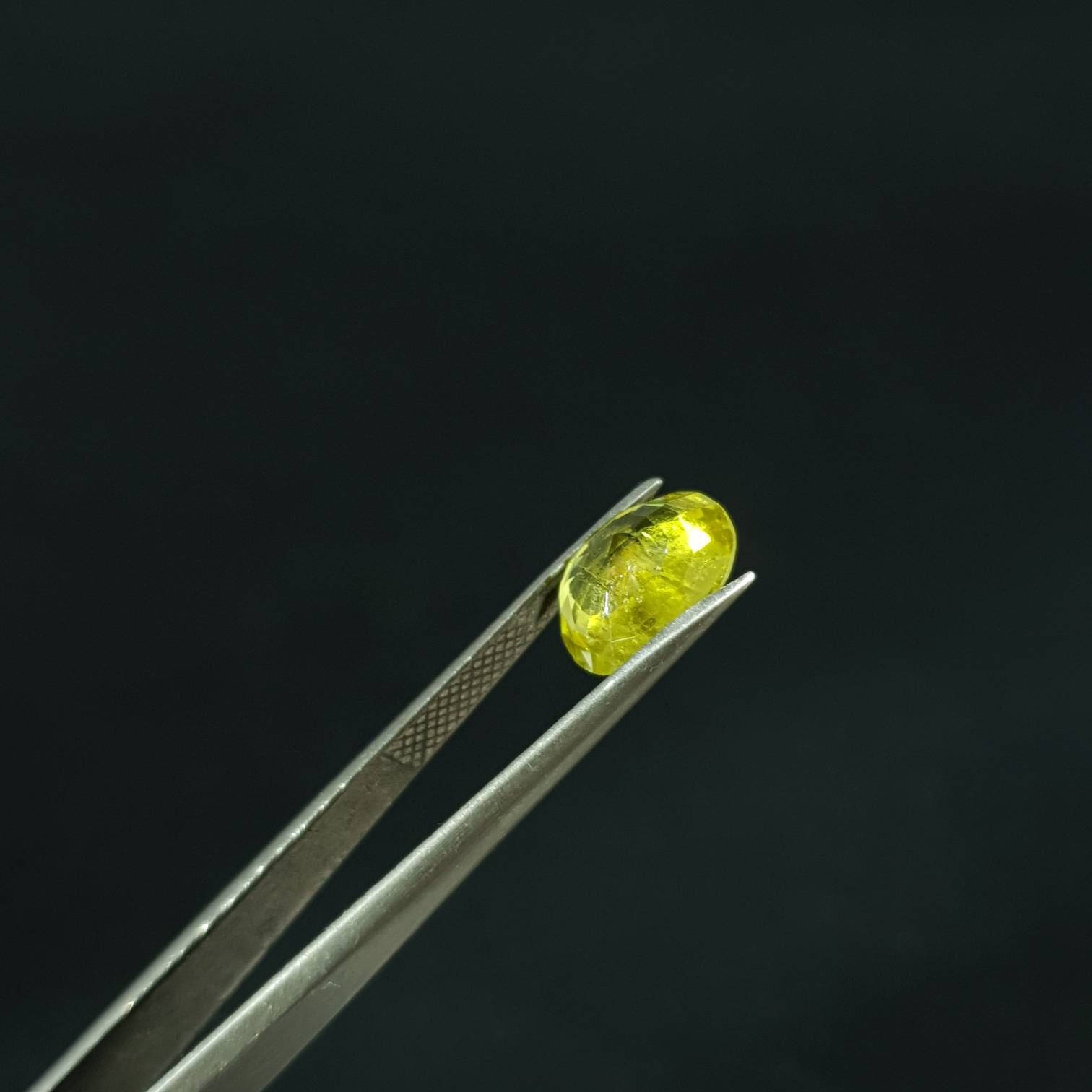 Chrysoberyl Color Change Effect 3.10cts Natural Chrysoberyl | Etsy UK