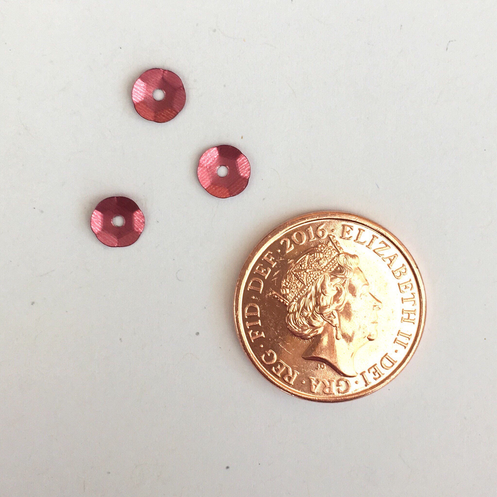 20% RECYCLED PET SEQUINS | 5mm Circles | Cupped | 5 Grams | 1,000 ...