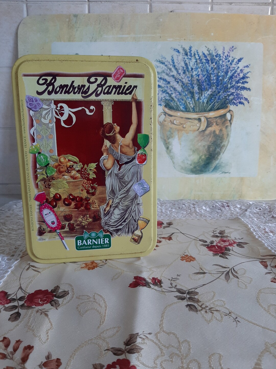 Biscuit Box, Candy Box, Vintage Metal Box, Barnier France Candies. - Etsy