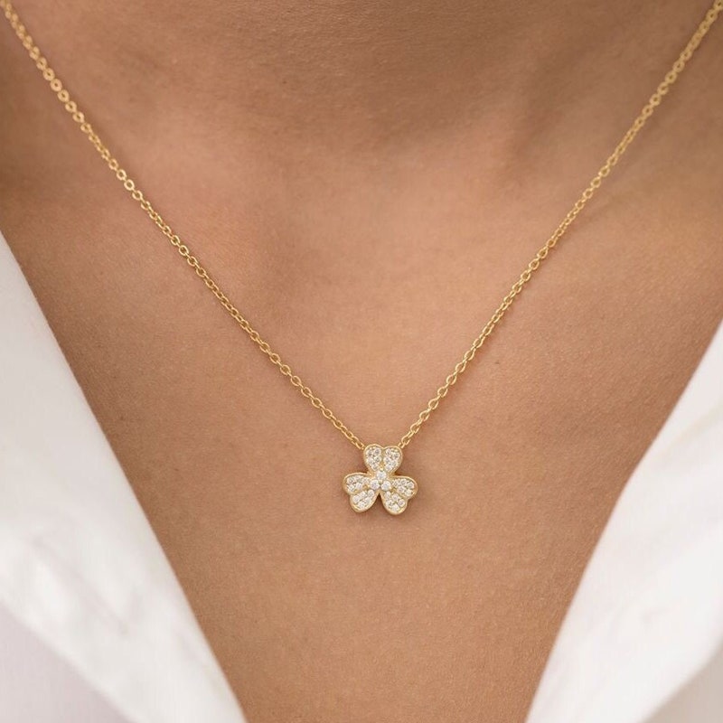 Clover Necklace - Etsy