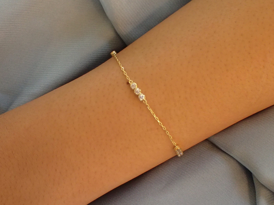 Trio Diamond Bracelet / Delicate Bezel Set Bracelet / Thin Chain ...