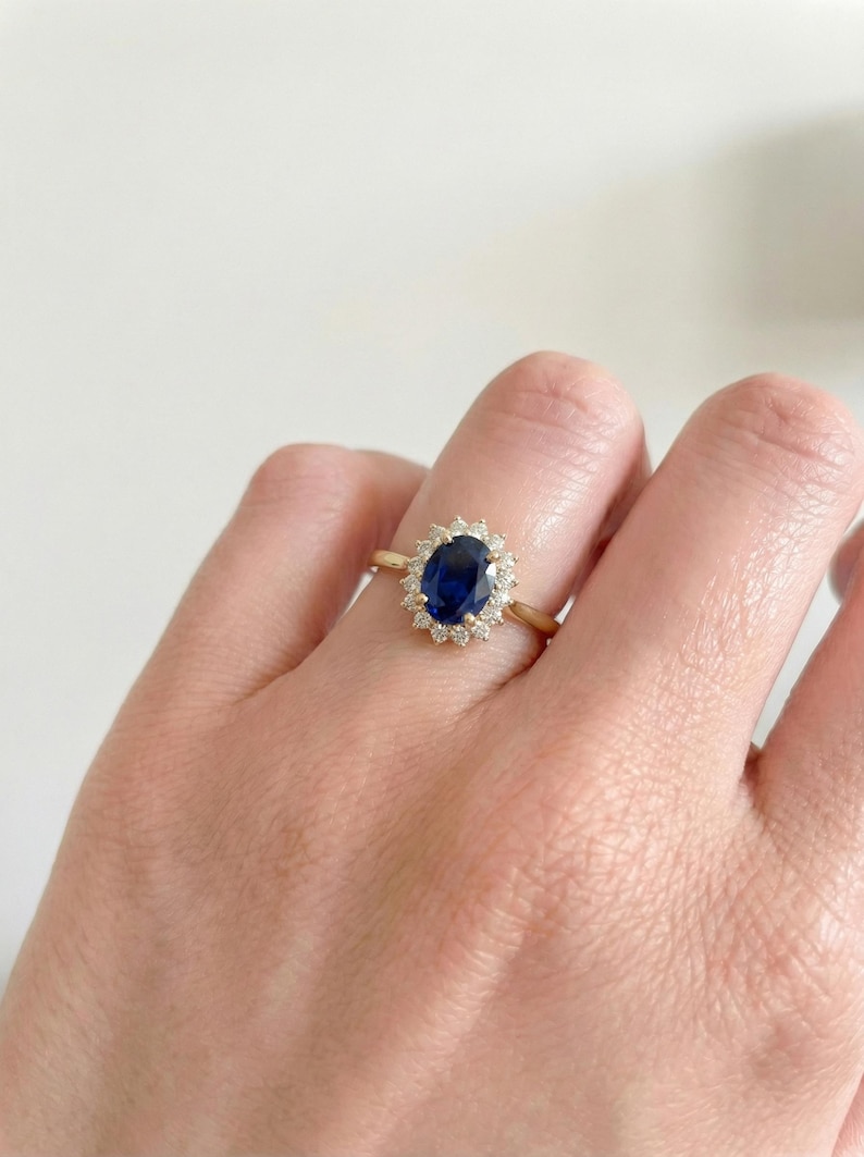 1.25 CT Blue Sapphire Engagement Ring, Diamond Halo Cluster Oval Ring ...