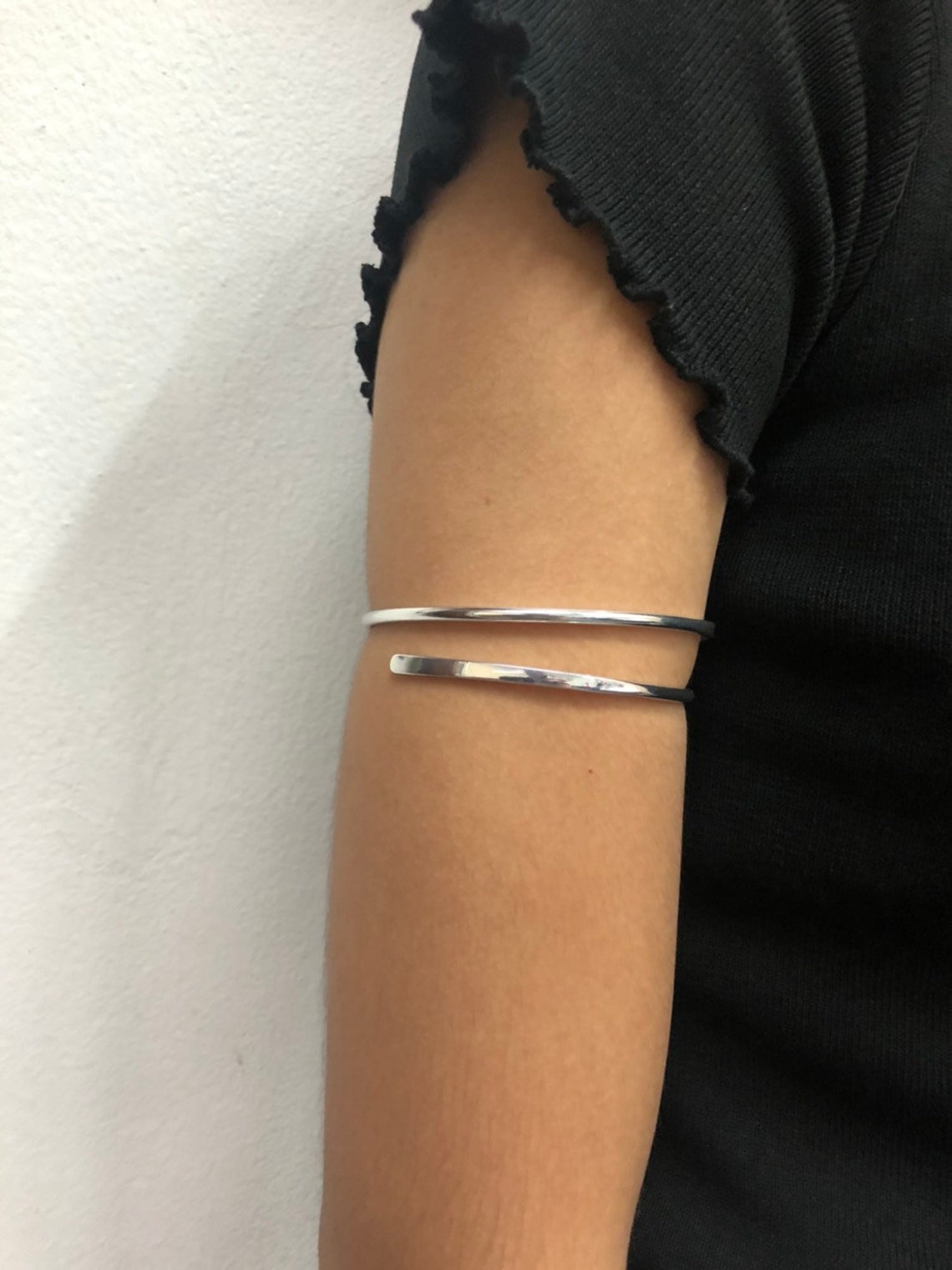 Minimalist Simple Arm Band / Upper Arm Cuff / Thin Arm Band / - Etsy
