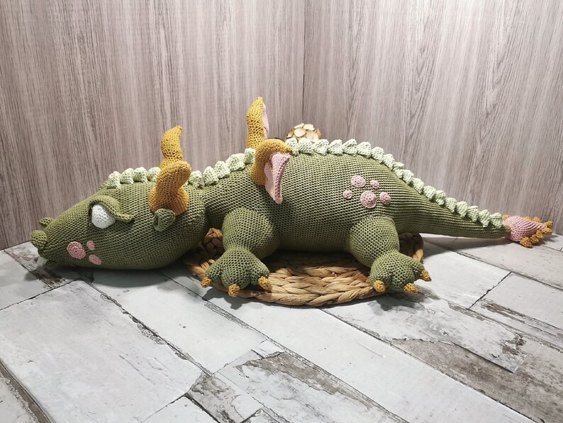 Crochet Pattern Zora the Dragon XXL - Etsy