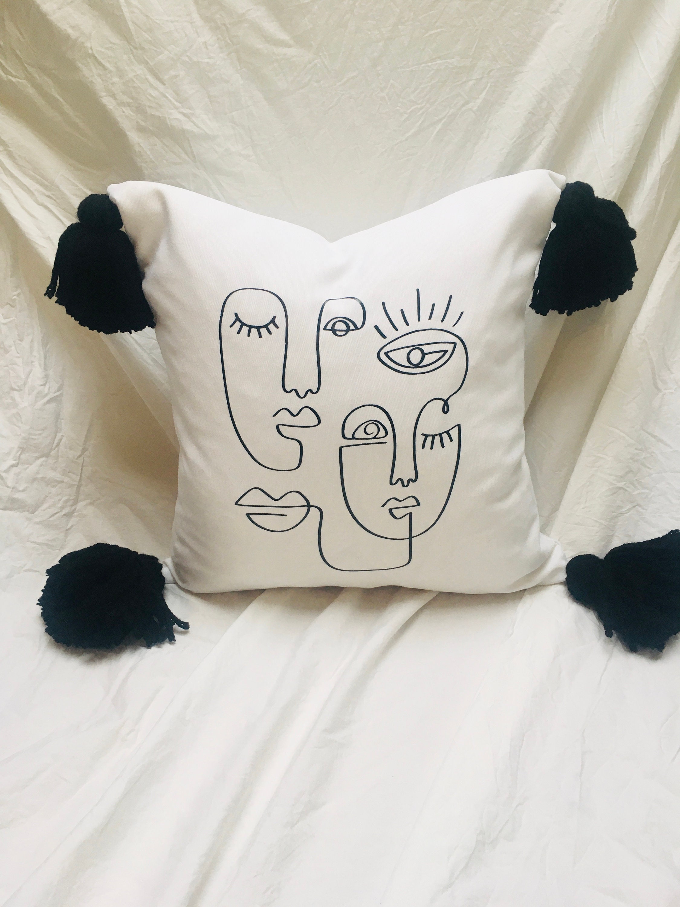 Face Cushion Cover| Line Drawing| Boho Decor |abstract Face| Interiors ...