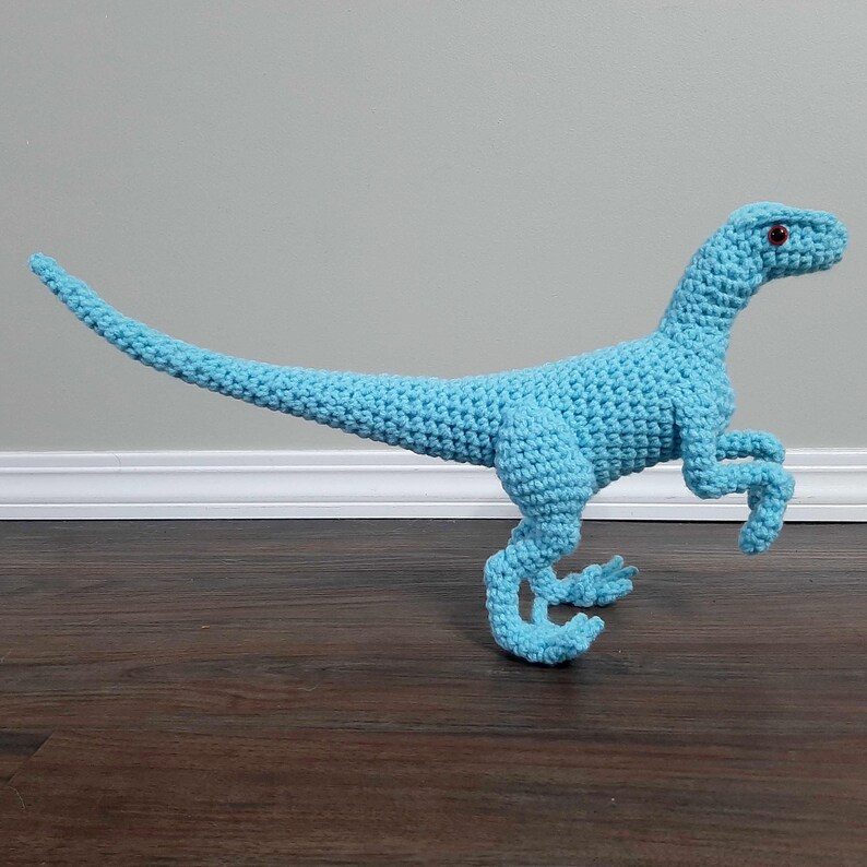 Velociraptor Pattern Crochet Amigurumi, Realistic Posable Stuffed ...