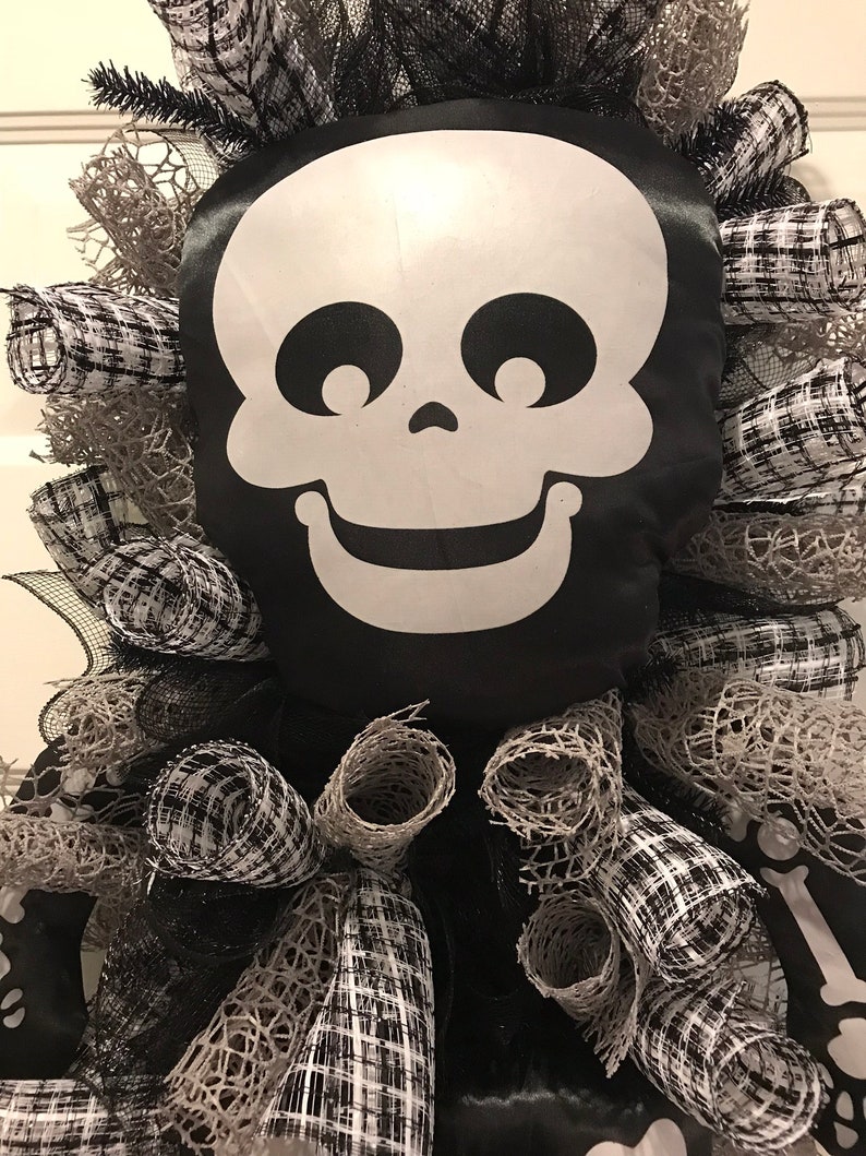 The Skeleton Swag - Etsy