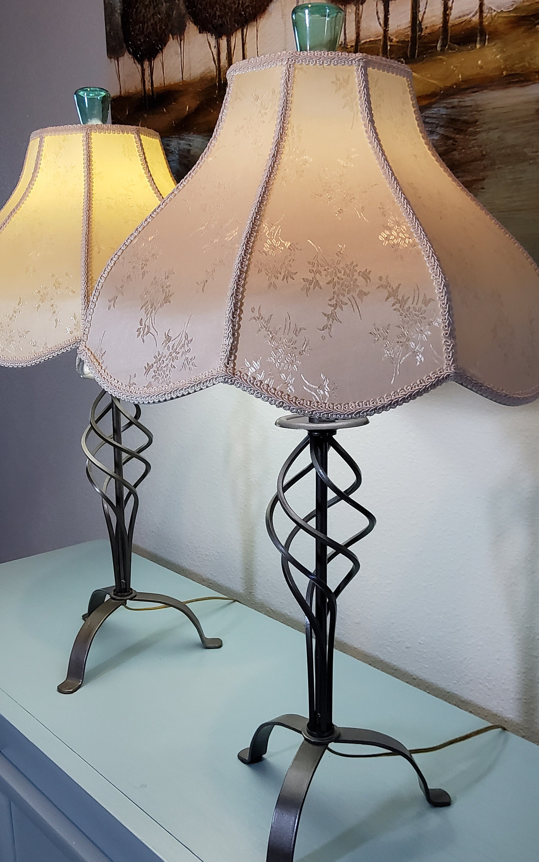 Vintage Black Wrought Iron Spiral Table Lamp. - Etsy