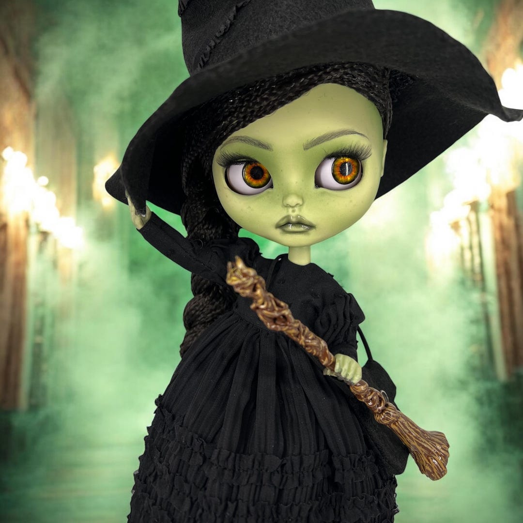 MADE TO ORDER Blythe Doll Witch Inspired by Elphaba, the Wicked Witch ...