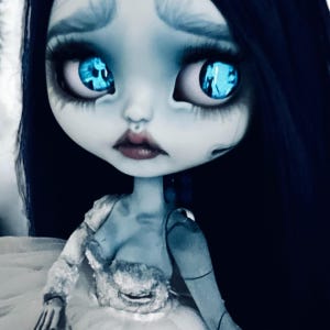 MADE TO ORDER Corpse Bride Inspired Blythe Doll - Etsy