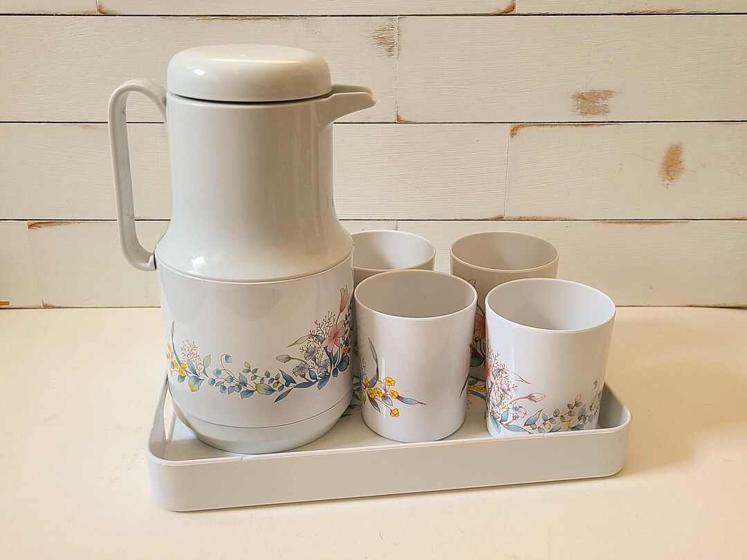 Vintage Plastic Tea Set / 1980s Floral Design, Retro Kitchenware ...
