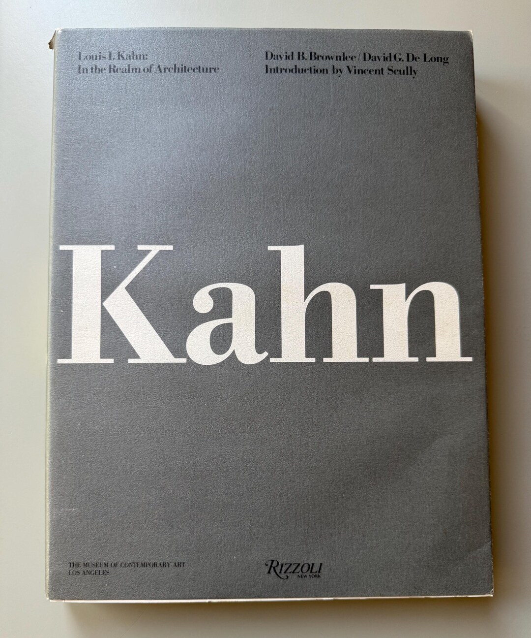 Louis I. Kahn: in the Realm of Architecture, David B. Brownlee and ...