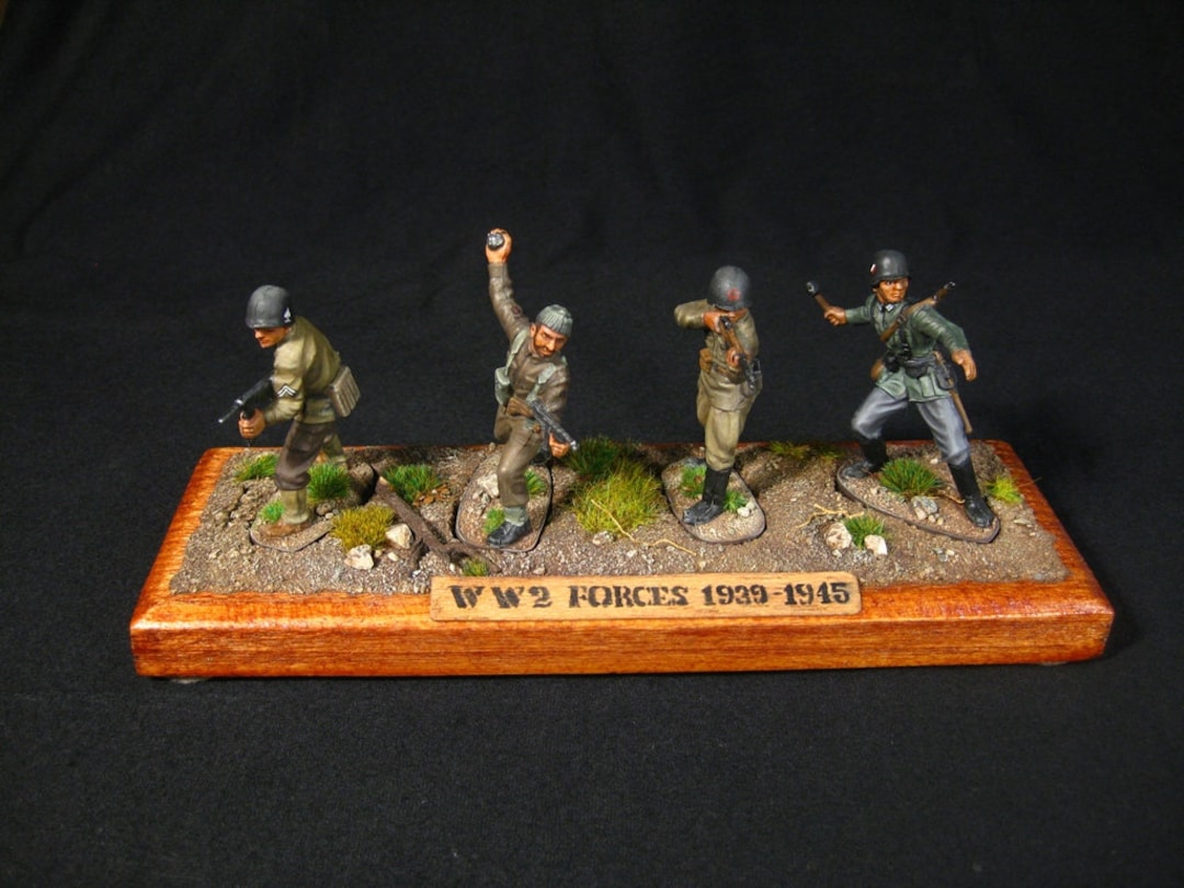 4 Hand Painted Toy Soldiers on Customizable Display Wooden Stand ...