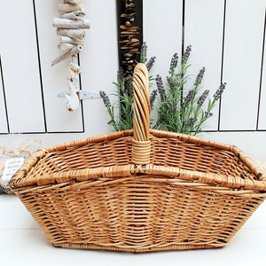Vintage Sturdy Wicker Basket With Handle, Decorative Wicker Basket ...