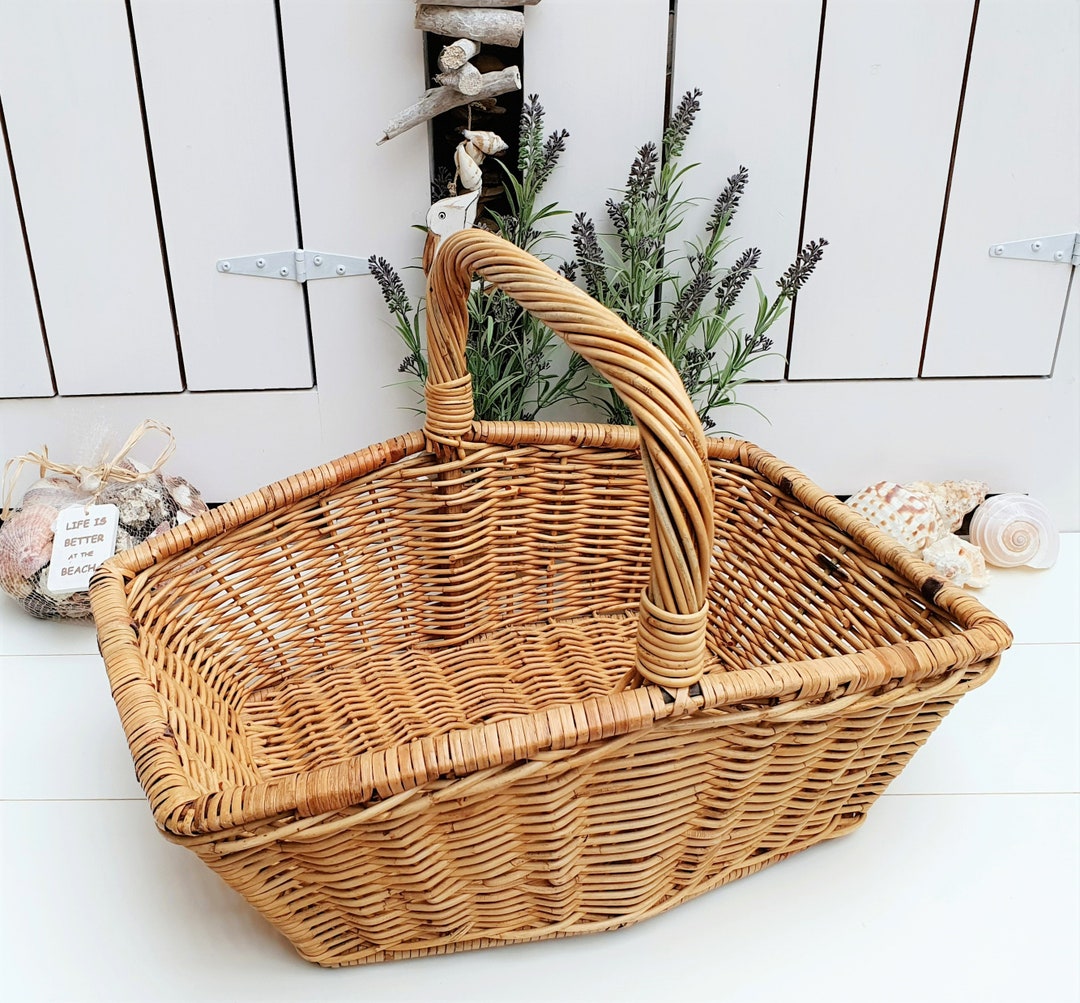 Sturdy Wicker Basket With Handle, Decorative Wicker Basket, Wicker ...