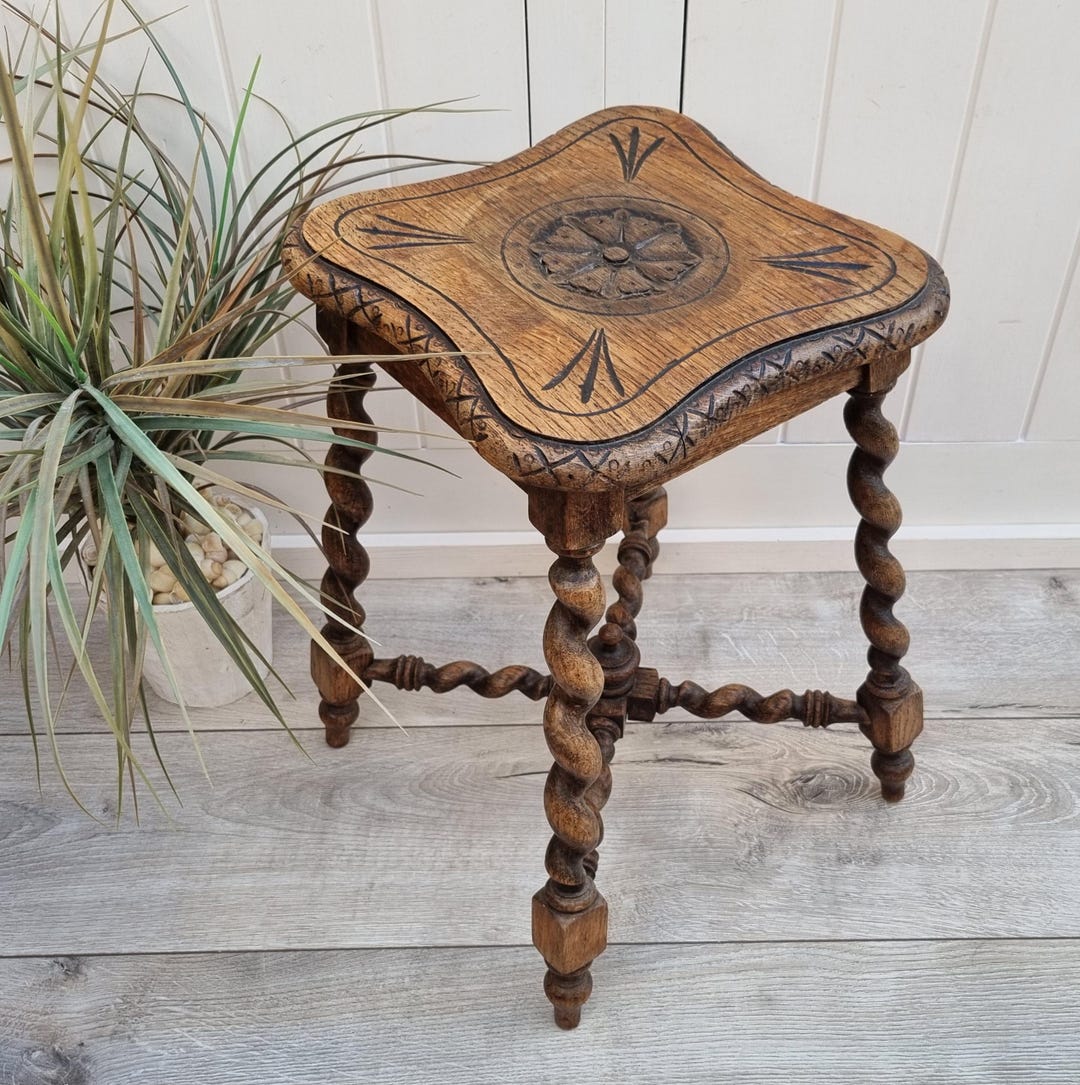19th C Barley Twist Leg Table, Hand Carved Side Table, Clover Shaped ...