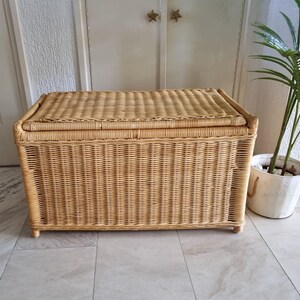 Large Wicker Chest, Lidded Basket for Storage, Large Wicker Basket ...