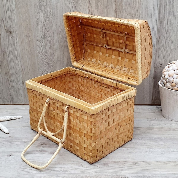 Wicker Basket With Lid - Etsy