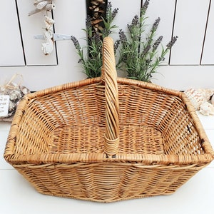 Vintage Sturdy Wicker Basket With Handle, Decorative Wicker Basket ...