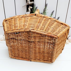 Vintage Sturdy Wicker Basket With Handle, Decorative Wicker Basket ...