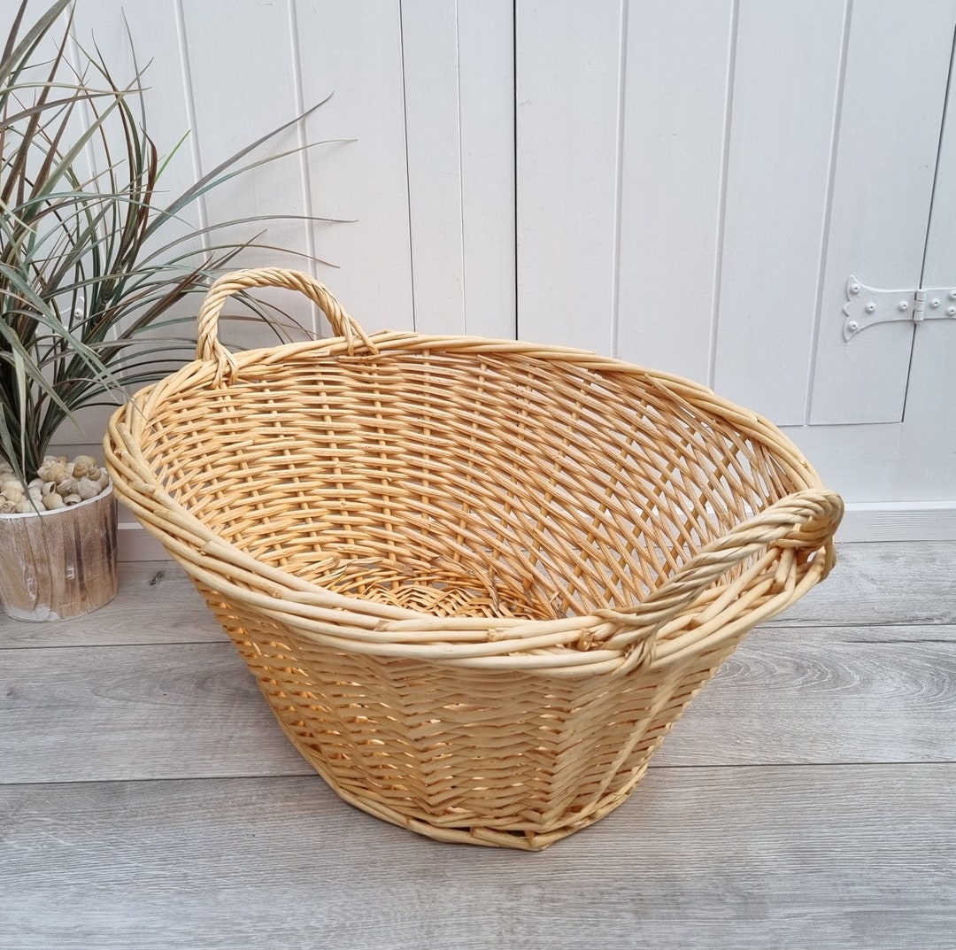 Oval Wicker Laundry Basket, Storage Basket, Laundry Basket, Decorative ... Oval Wicker Laundry Basket, Storage Basket, Laundry Basket, Decorative ...
