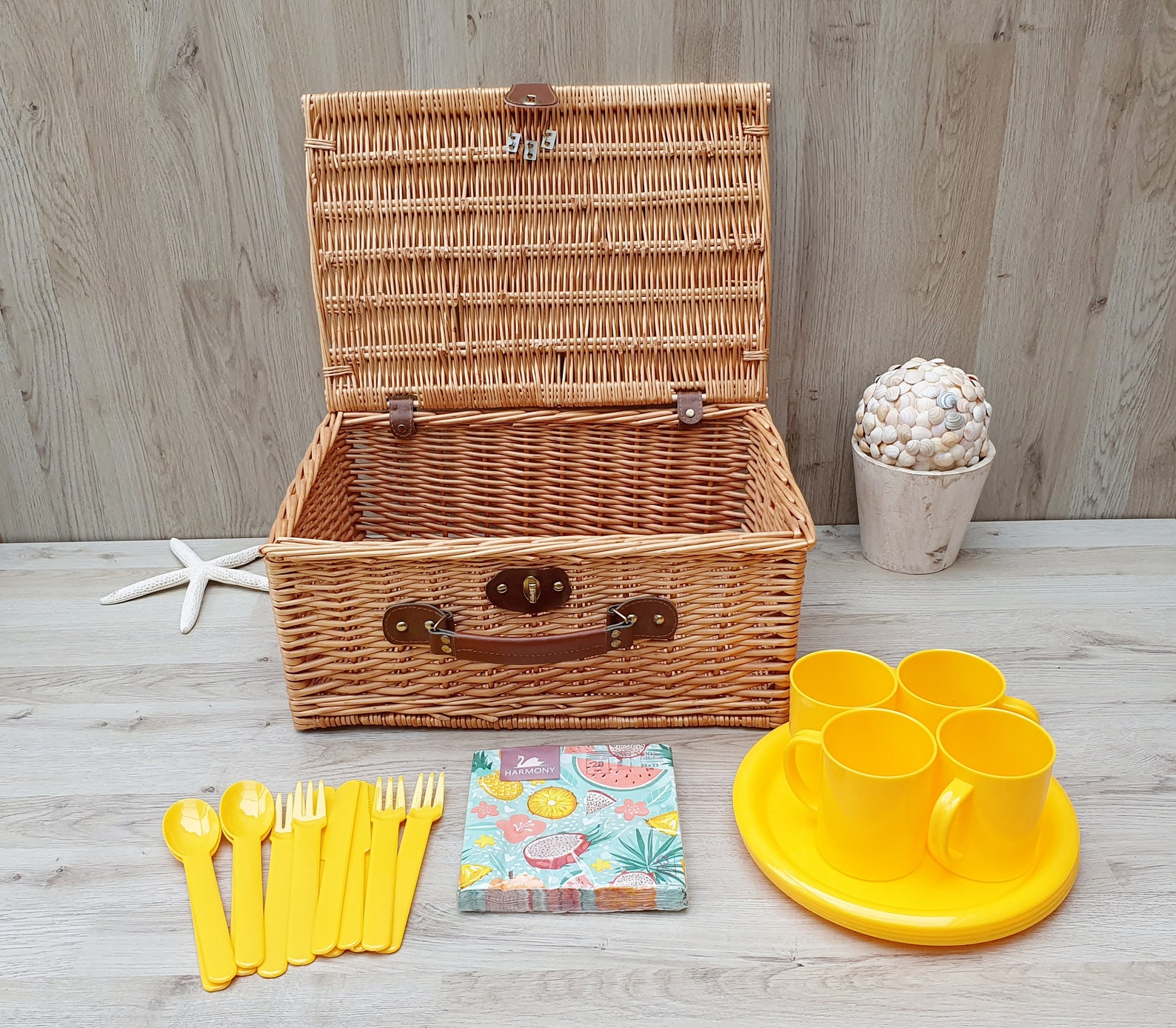 Vintage Wicker Picnic Basket Picnic Basket for 4 Hamper - Etsy