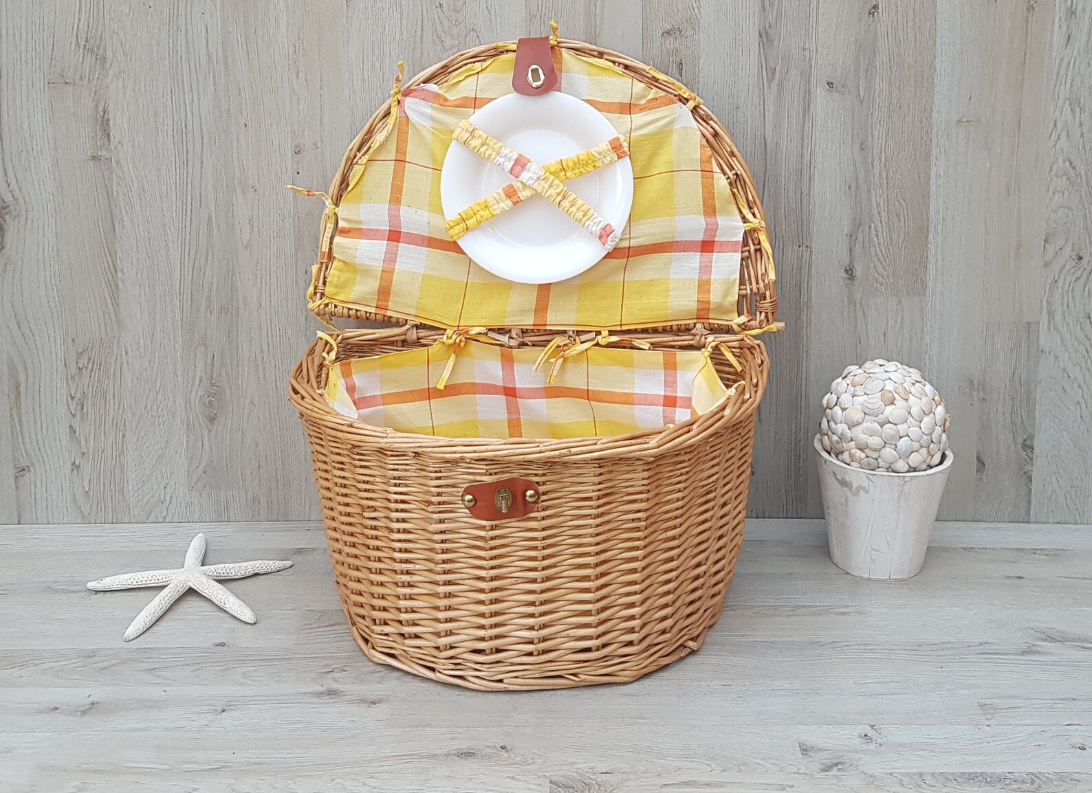 Vintage Wicker Picnic Basket Hamper Shell Shaped Picnic | Etsy