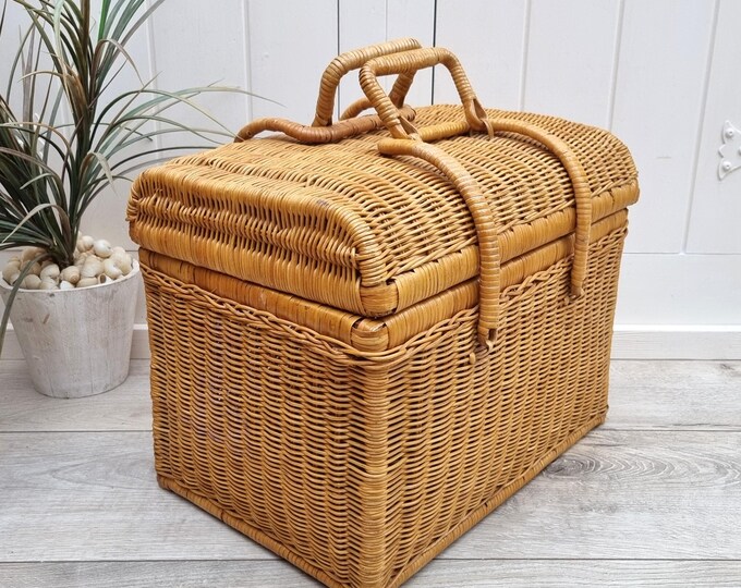 Vintage Wicker Basket With Lid, Wicker Case, Storage Basket, Decorative ...