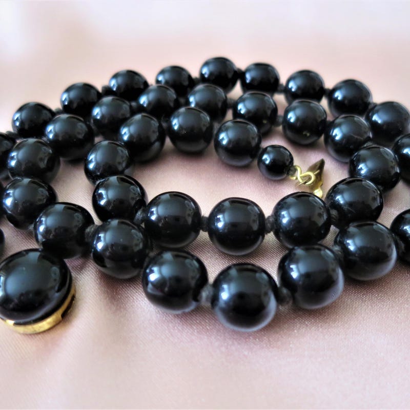 Jet Bead Necklace - Etsy