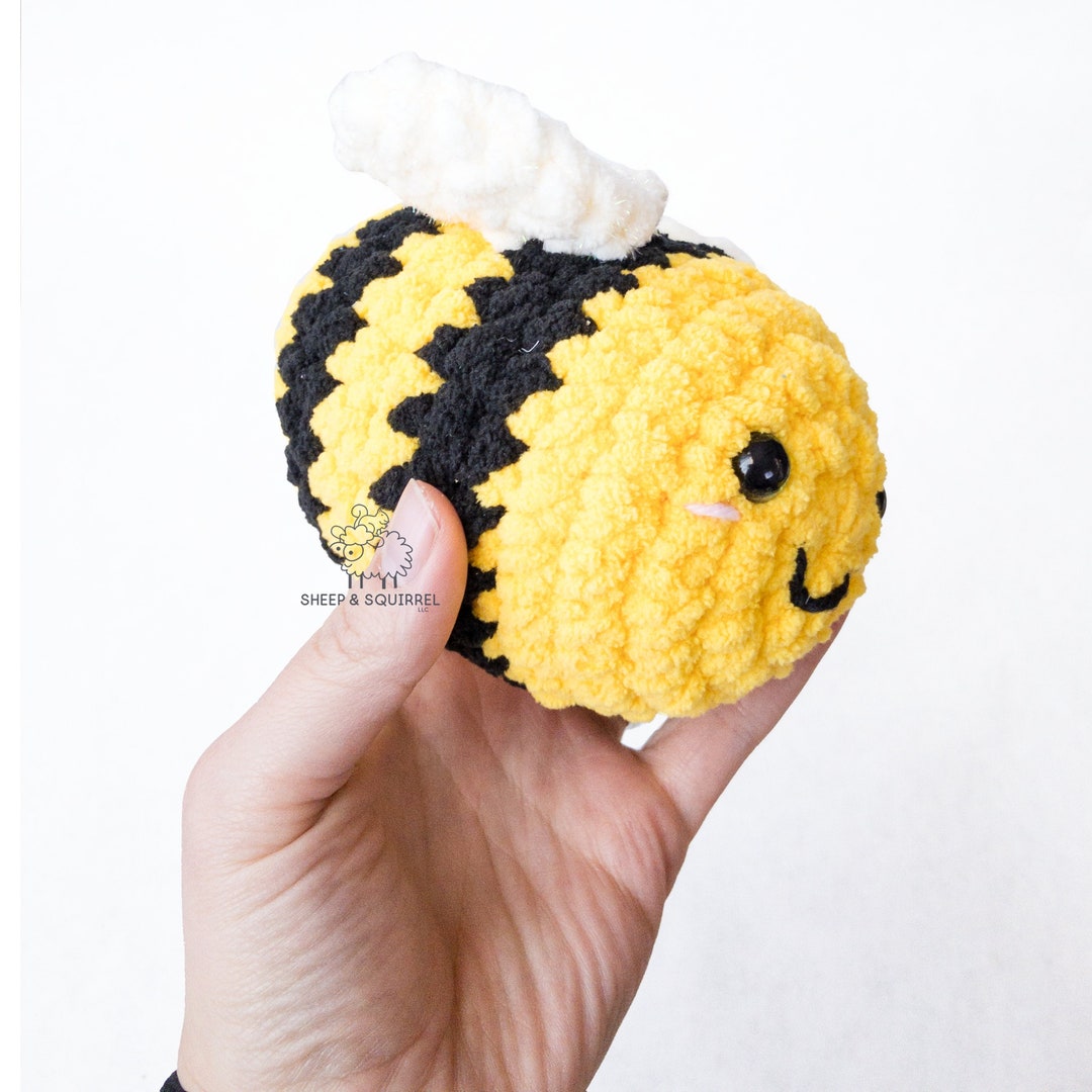 Cute Crochet Bee Amigurumi - Etsy