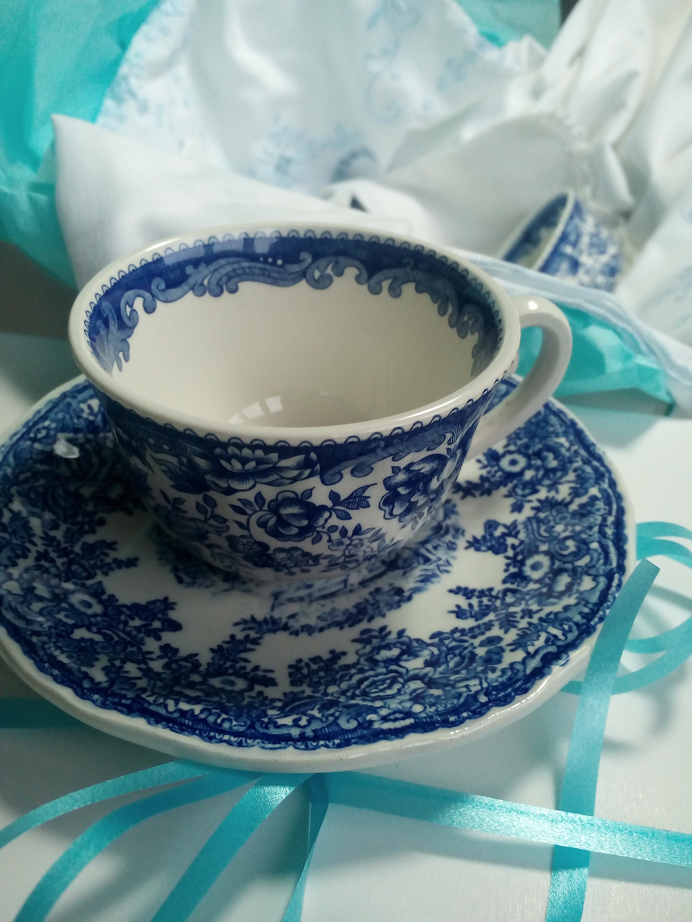 Tazas de porcelana en azul con paño de bandeja y servilletas. | Etsy