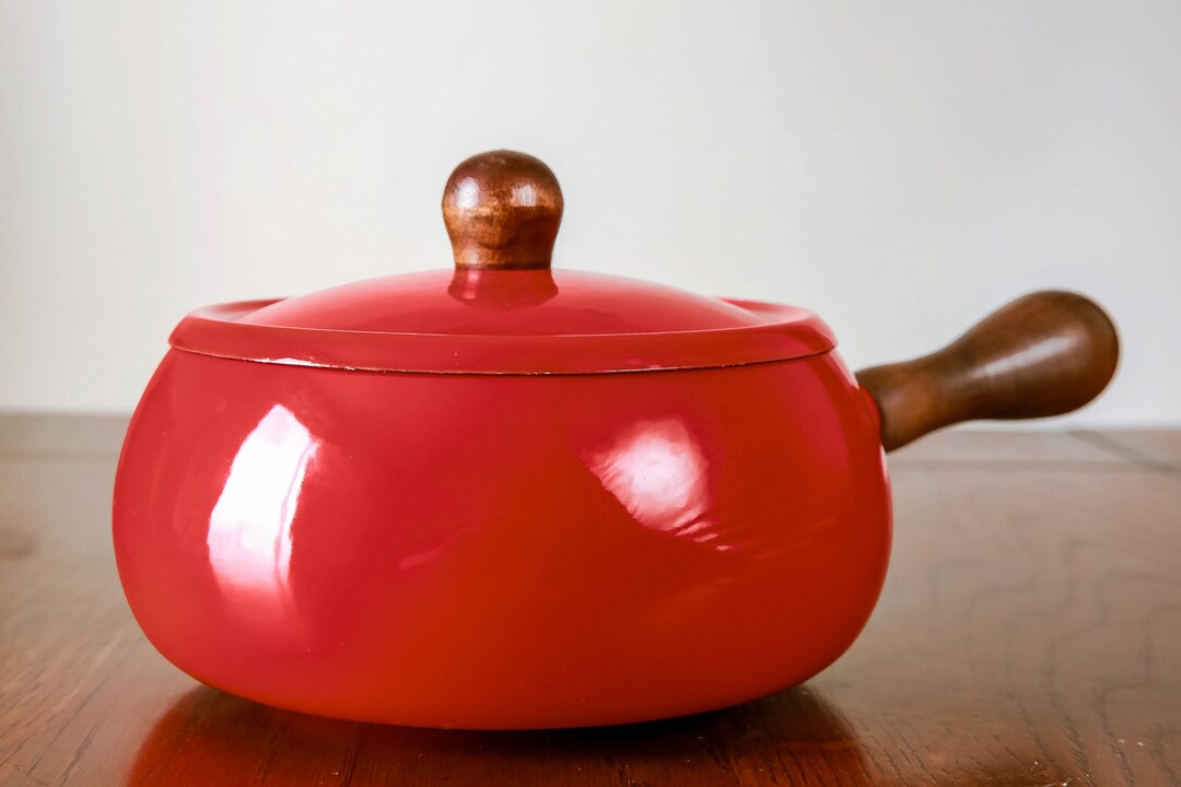 Poppy Red Fondue Pot- 1970's - Etsy
