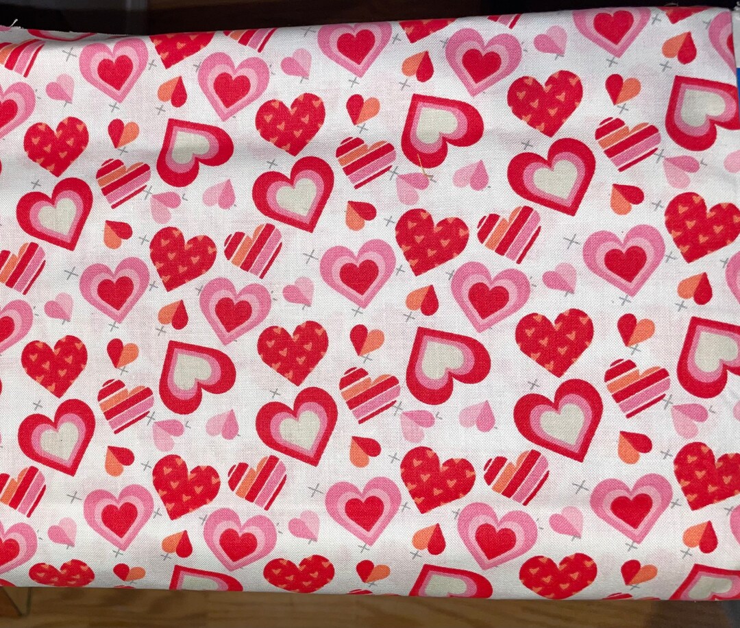 Hearts Valentines Day Fabric Remnant Material Piece Quilting - Etsy