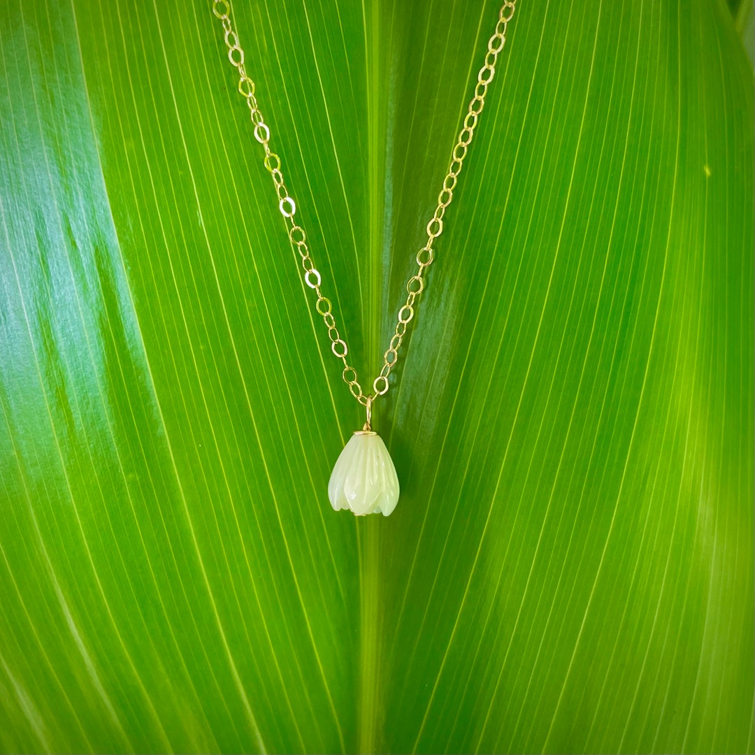 Single Pikake Necklace. Mother of Pearl. Gold Filled - Etsy