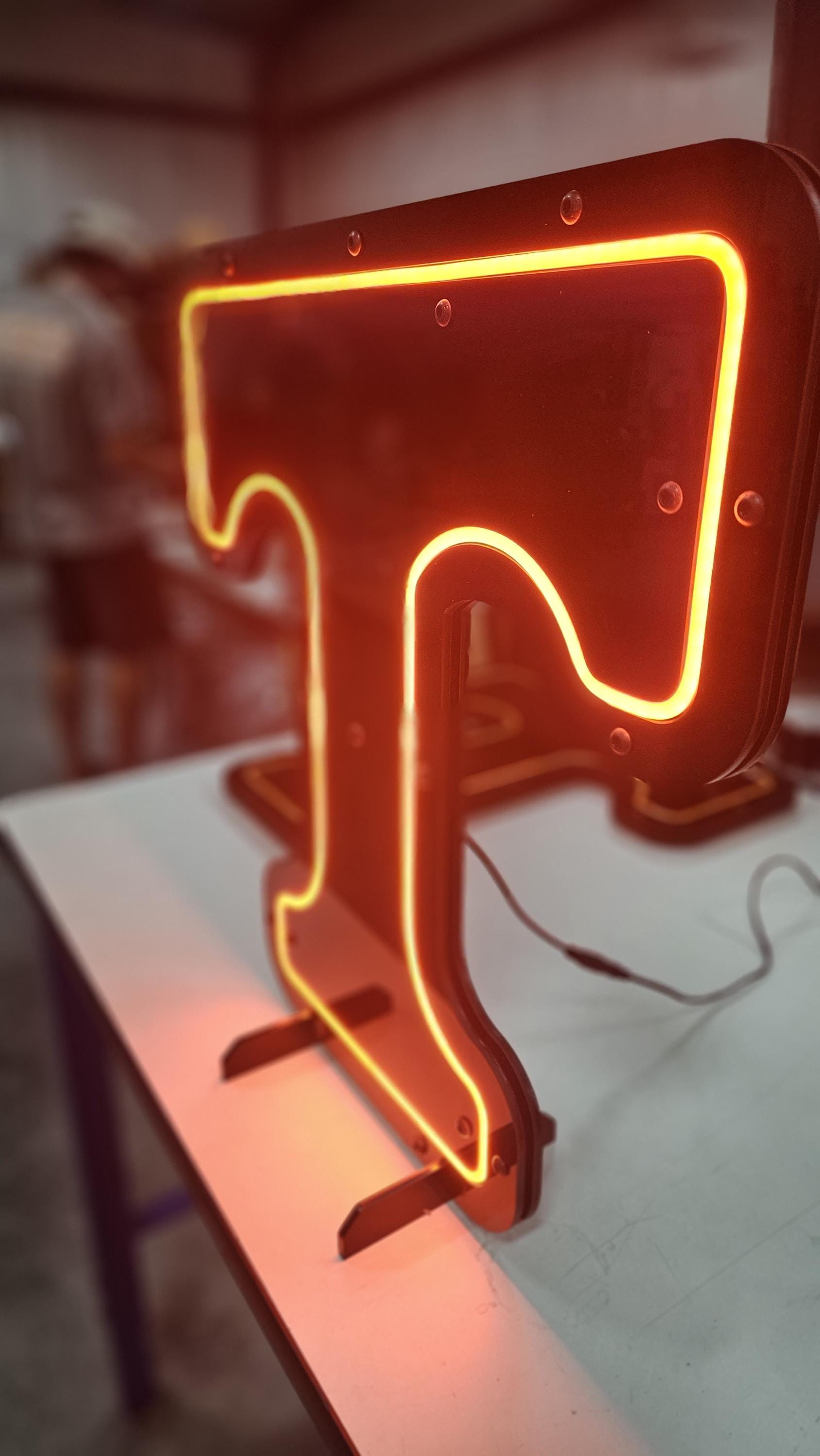University of Tennessee Vols Power T Neon LED Light Art - Etsy