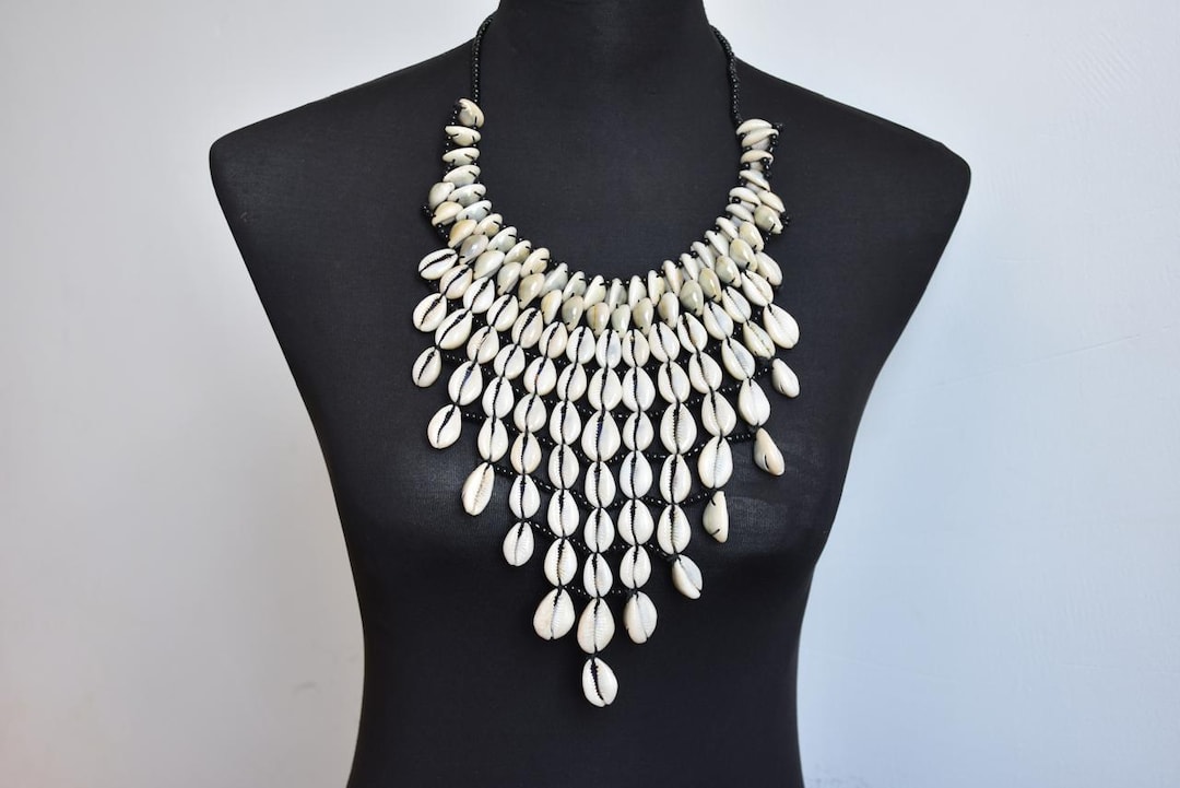 African Sea Shell Pendant Necklace, White Cowrie Shell Necklace, Beaded ...