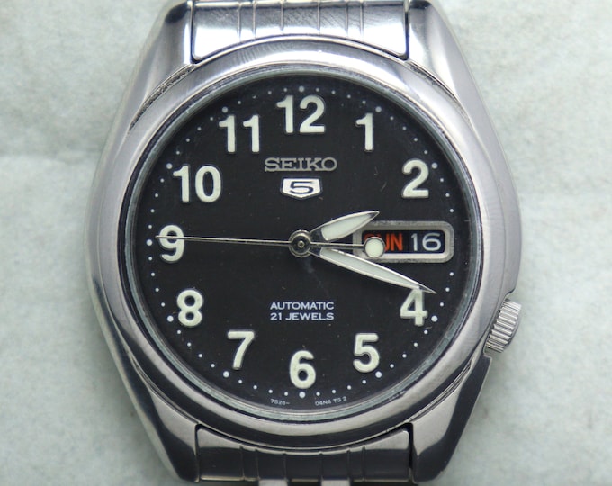 Vintage Seiko 5 Automatic Movement 7s26-01v0 Japan Made Men's Watch - Etsy