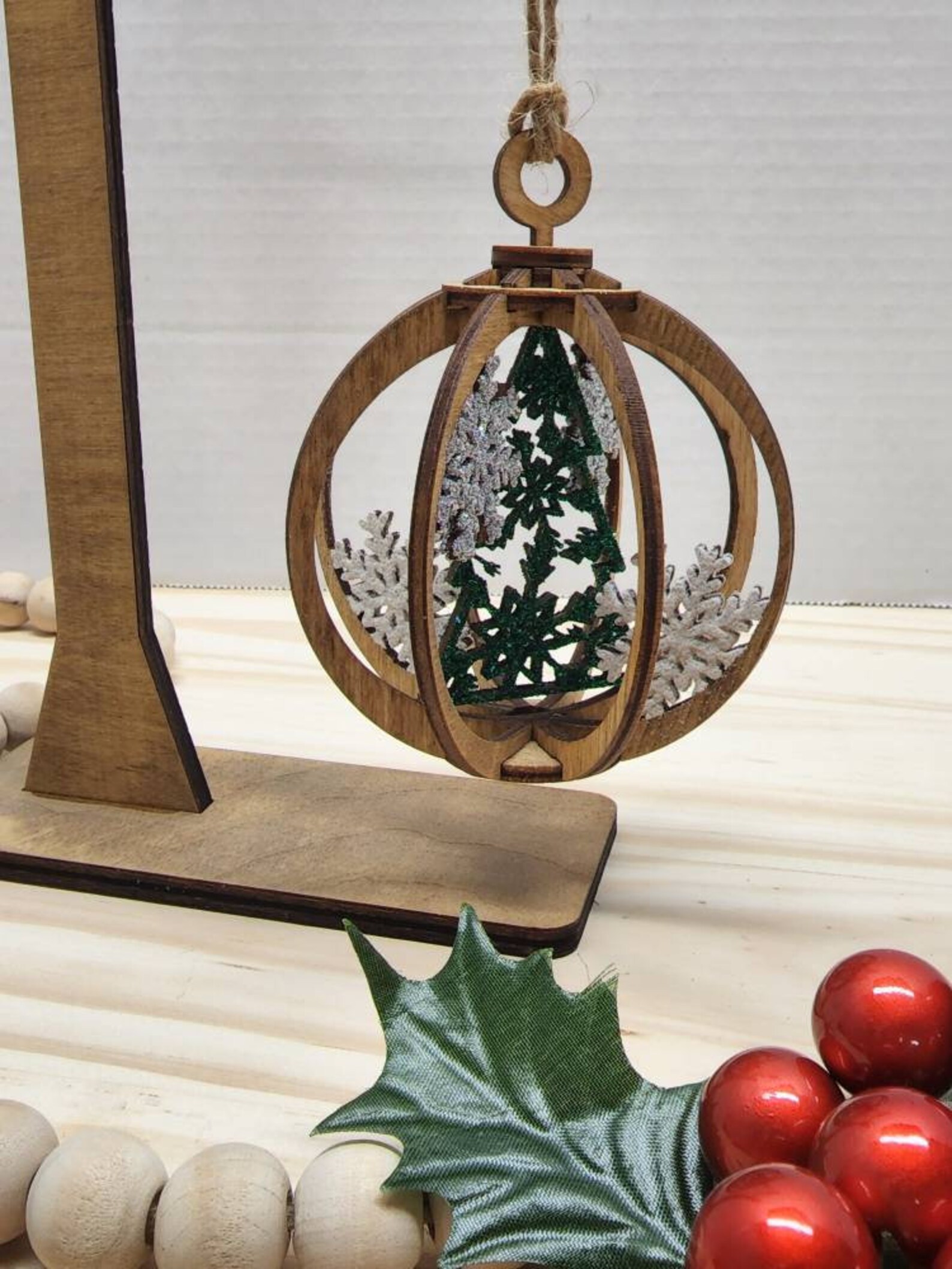 Christmas Tree Globe Ornament, Laser Cut, Wood - Etsy