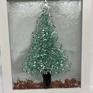Crushed Green Glass Christmas Tree Wall Window Hanging With Star ...