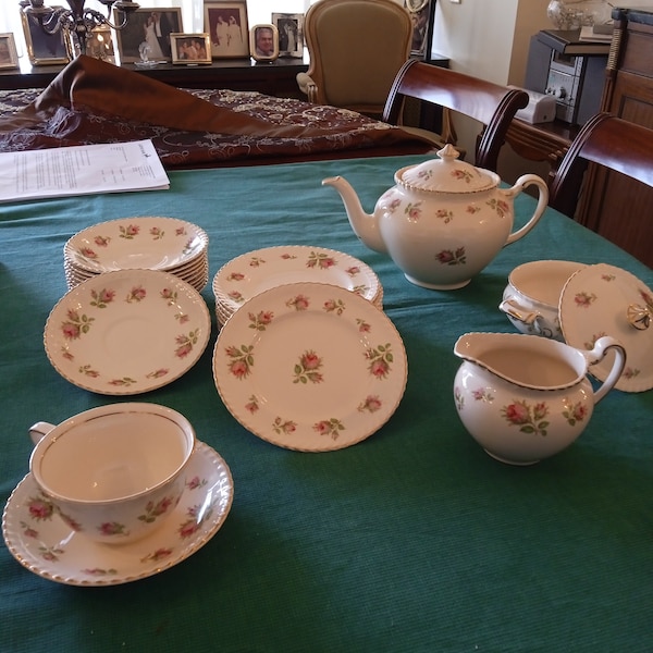 Windsor Ware - Etsy