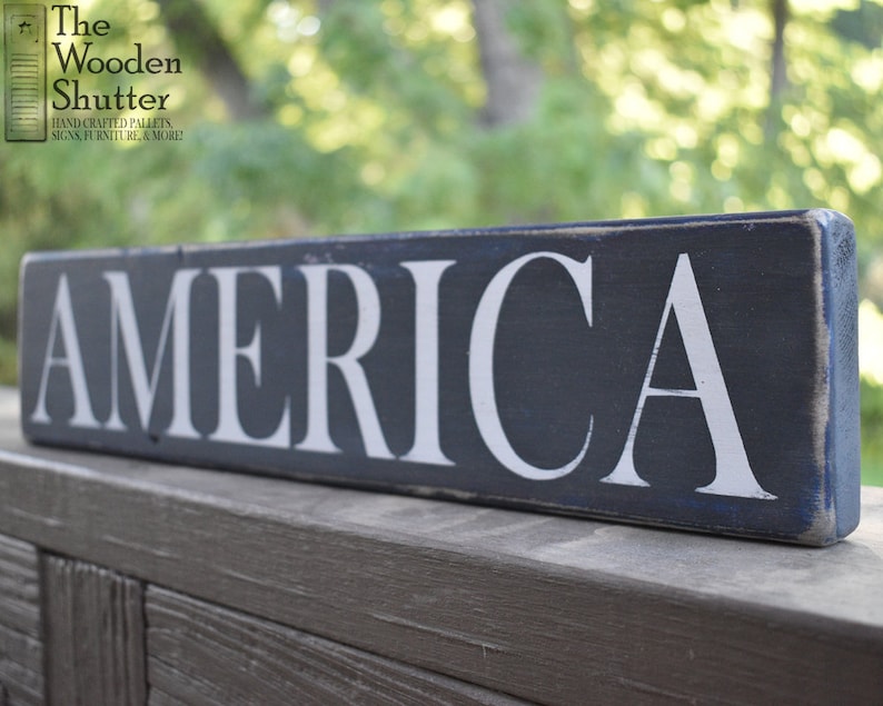 Rustic AMERICA Wood Sign: Patriotic Reclaimed Wood Decor - Etsy