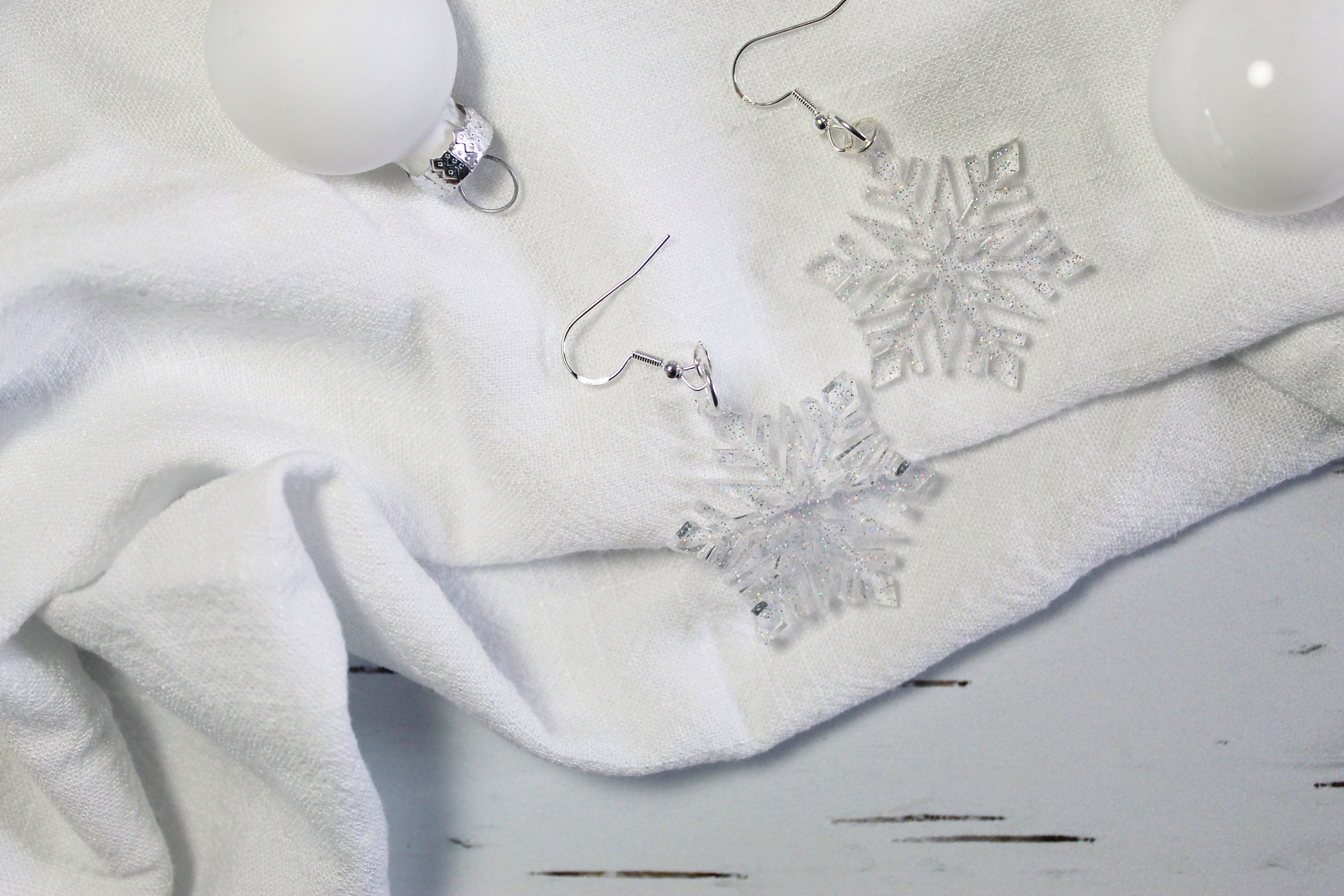 Holographic Snowflake Earrings Snowflake Accessory - Etsy