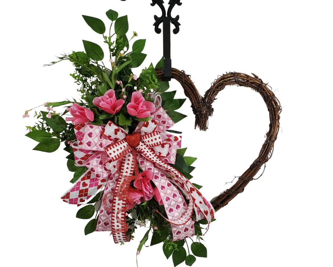 Valentine's Day Wreath Valentine's Day Heart Wreath - Etsy