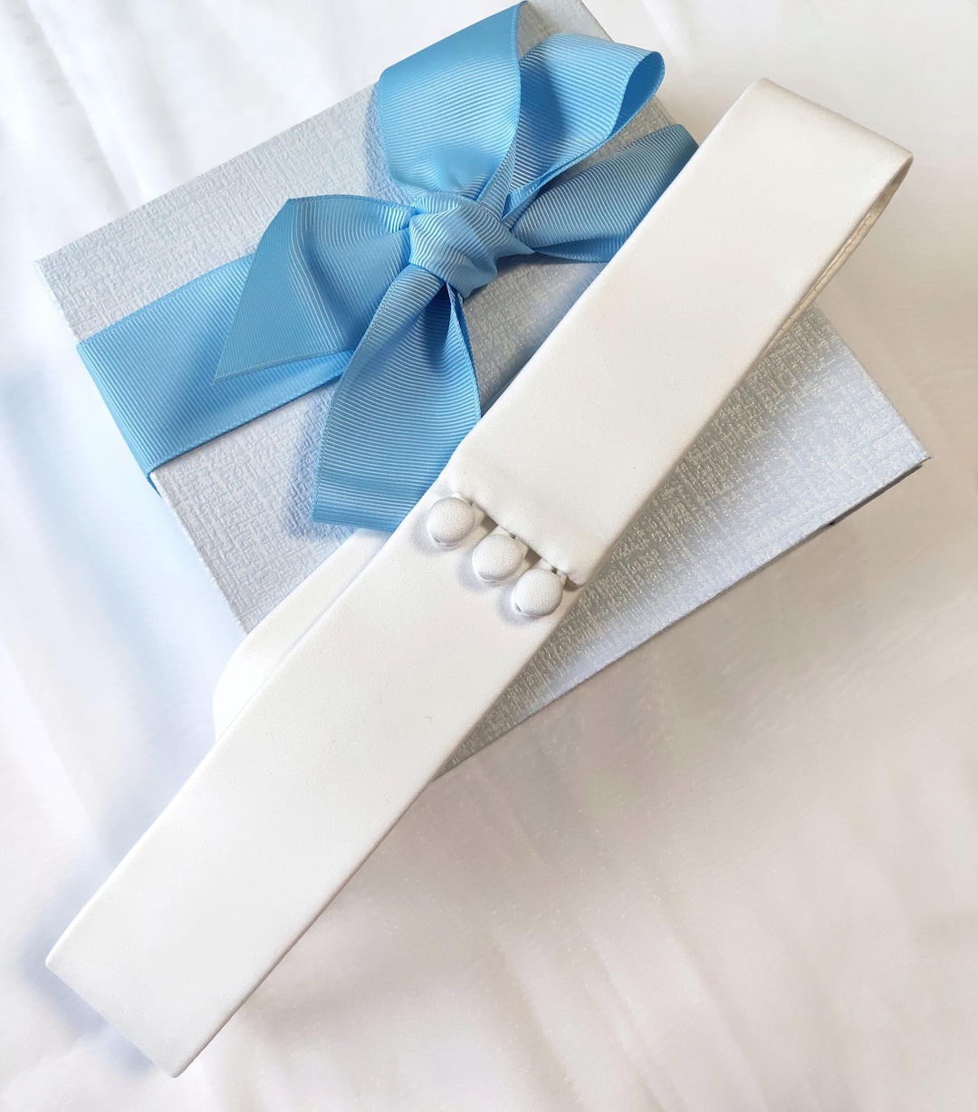 Light Ivory Bridal Belt: Matte Satin Wedding Sash With Handmade Buttons ...