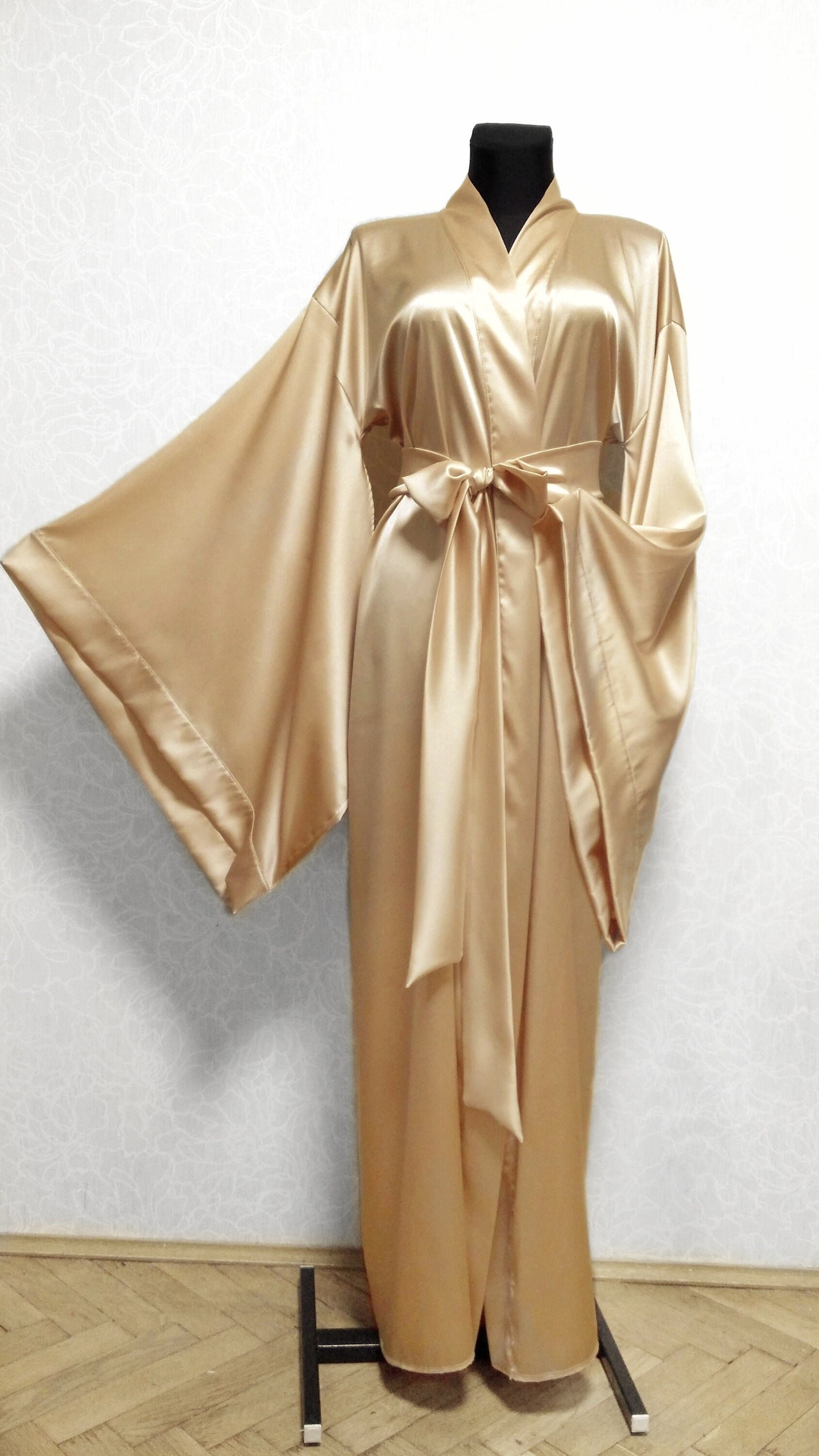 Silk kimono robe Long Satin Robe 24 colors Mulberry silk | Etsy