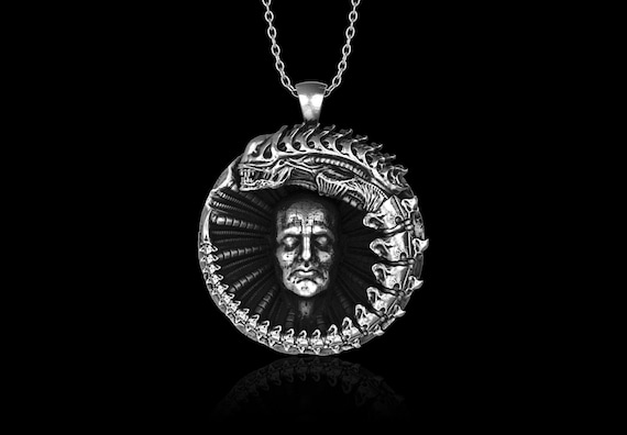 Sterling Silver Alien Xenomorph Prometheus Pendant Necklace - Etsy