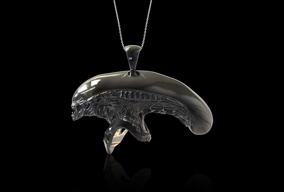 Black Color Plating Alien Xenomorph Head Necklace Pendant, Xenomorph ...