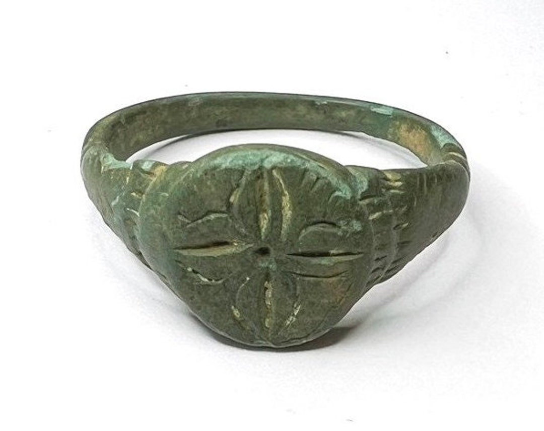 Ancient Medieval Ring With Stylized Star of Bethlehem. Medieval Jewelry ...